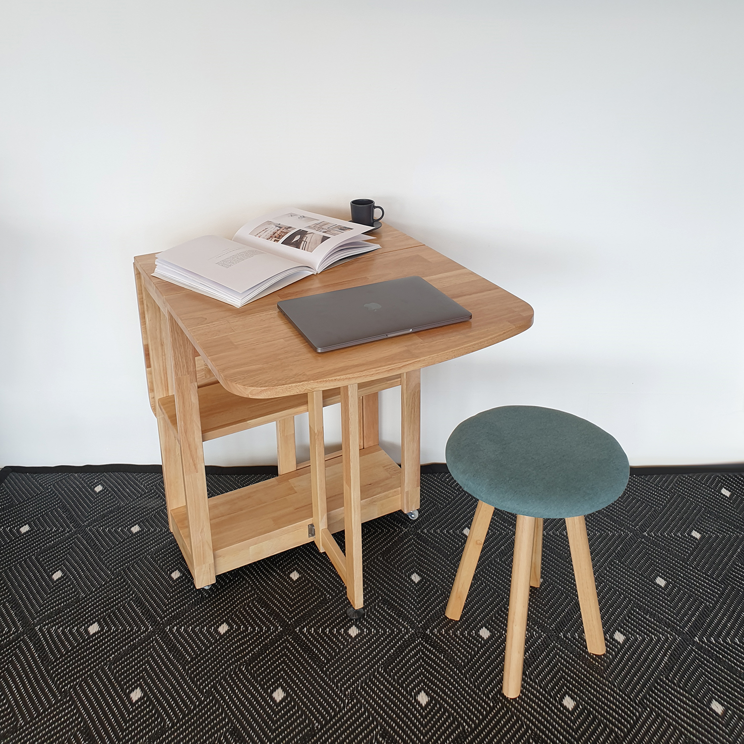 Easycozy Mini Stool Green - บริษัท อีซี่โคซี่ จำกัด - ThaiPick