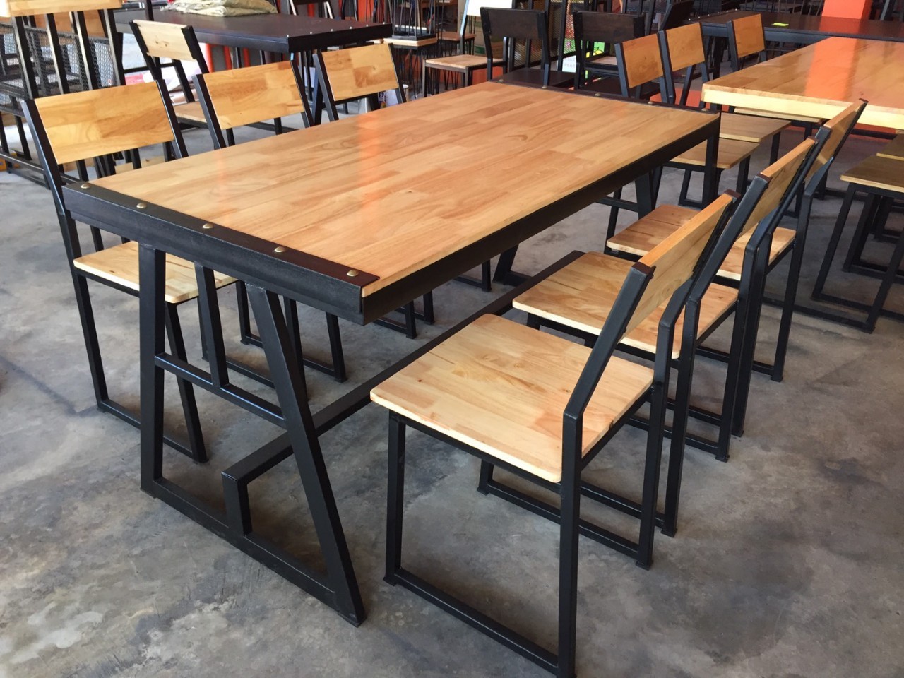 Loft Style Wood ชุดโต๊ะขา A ขอบเหล็ก พร้อมเก้าอี้ไม้ 2 ตัว ขนาด - ThaiPick