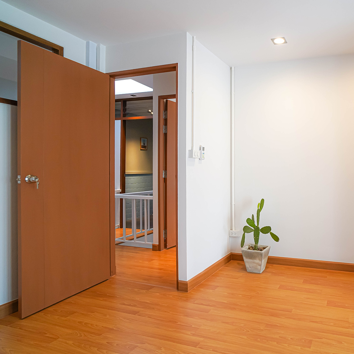 SHERA ประตูเฌอร่า ไลท์ รุ่นGP03 เจาะรูลูกบิด ผิวเรียบ สีรองพื้น 3 ...