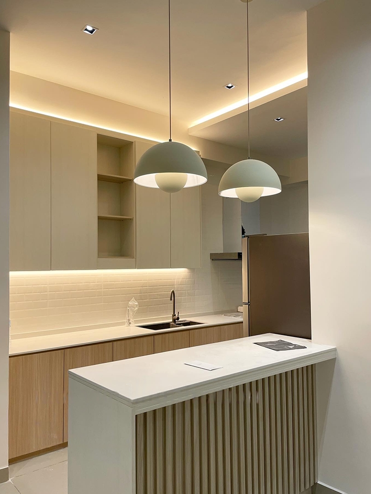 Bonne.Haus โคมไฟเพดาน สามารถใช้ติดได้หลายมุมที่ต้องการ #BL12 สีทอง ...