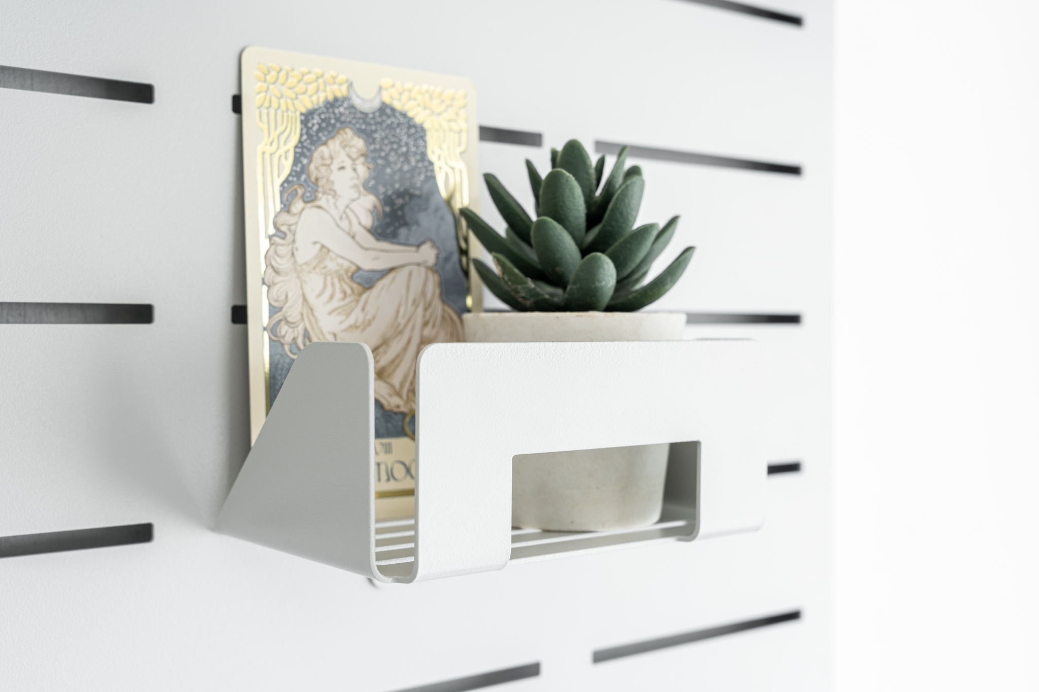 spacemaker.th Bottle Tray-S ถาดวางของ เป็นทั้งพร๊อพถ่ายรูป เป็นทั้งแท่นวางโชว์สินค้า gray ...