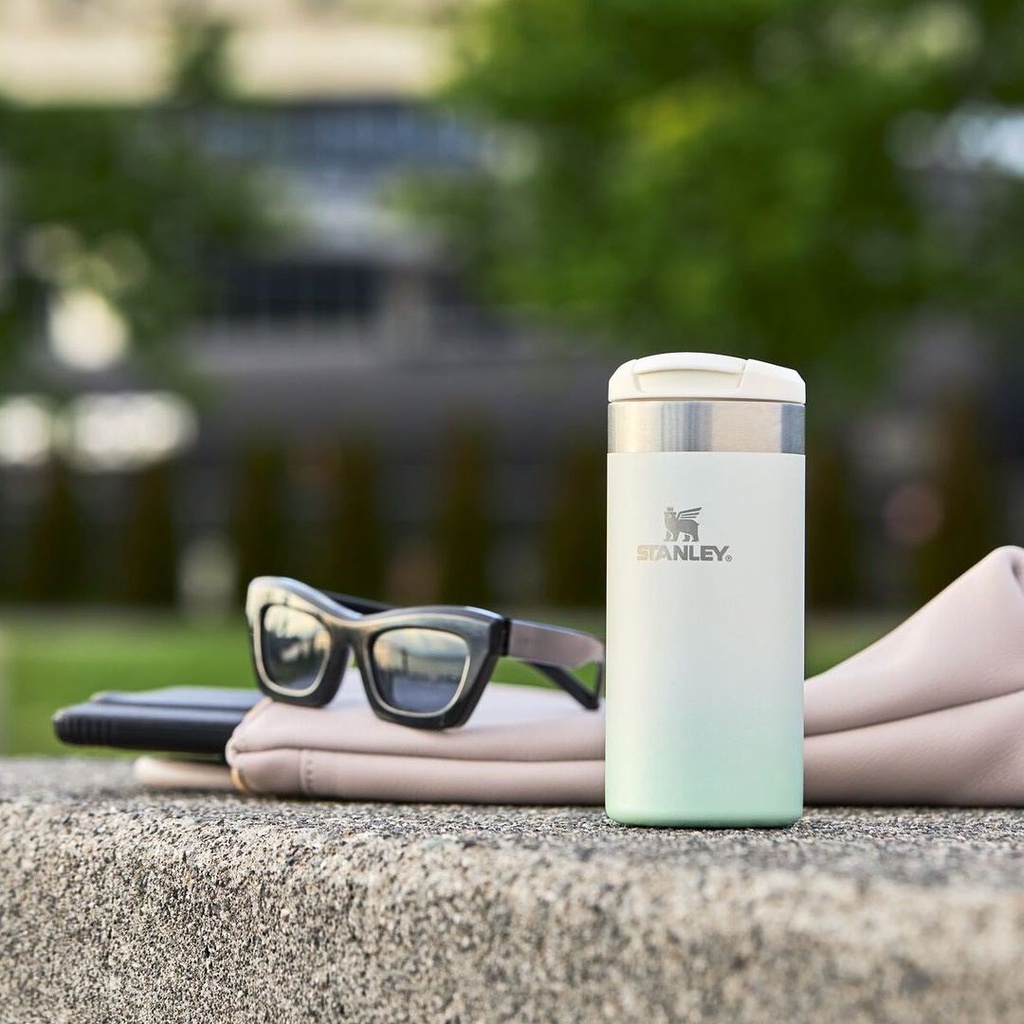 STANLEY THE AEROLIGHT™ TRANSIT BOTTLE 16 OZ Grapefruit normal - บริษัท ...