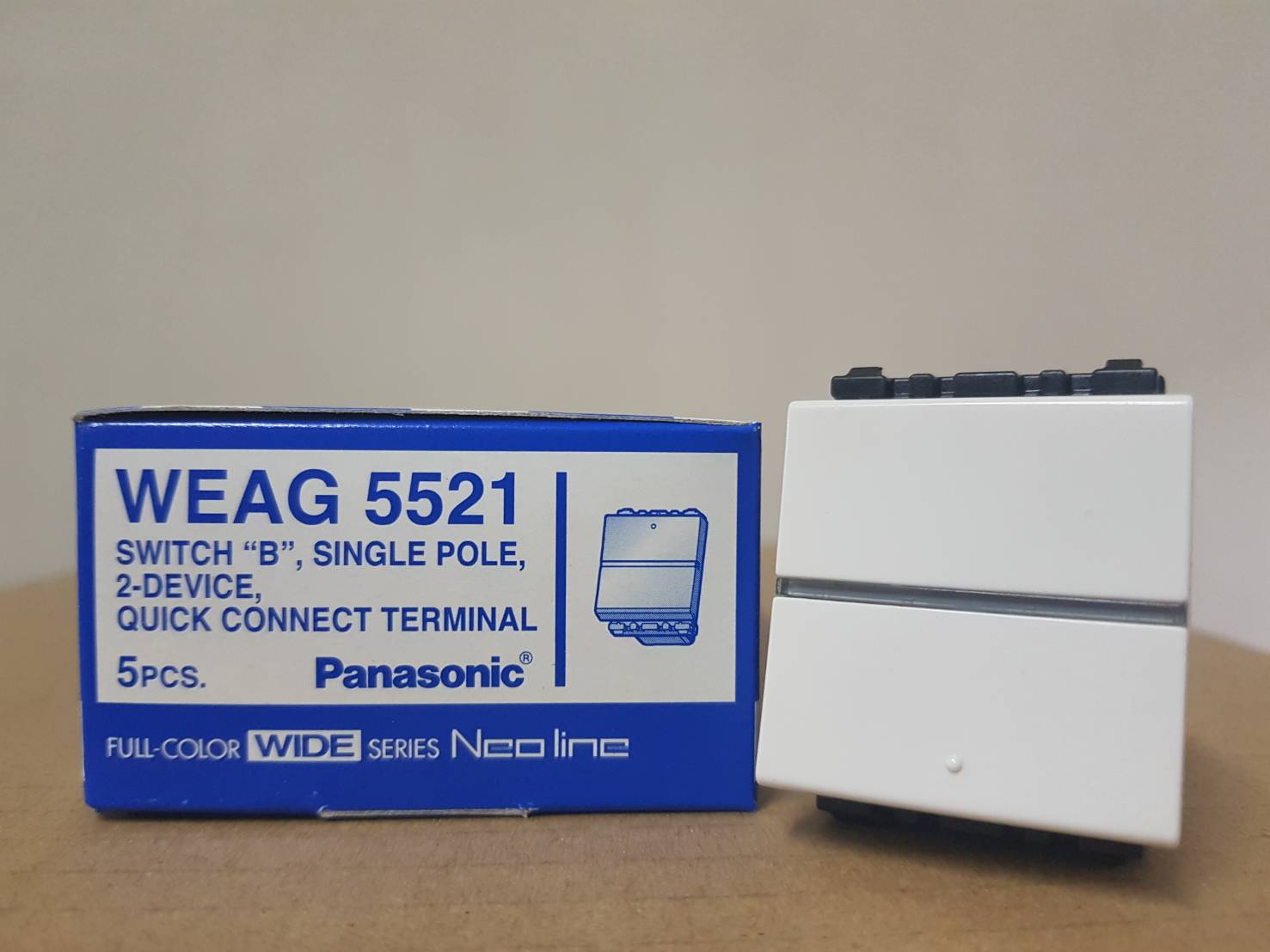 Panasonic สวิตซ์ทางเดียว สีขาว รุ่น WEAG 5521 W (สีขาว) - บจก. ทีเอ็นเค ...