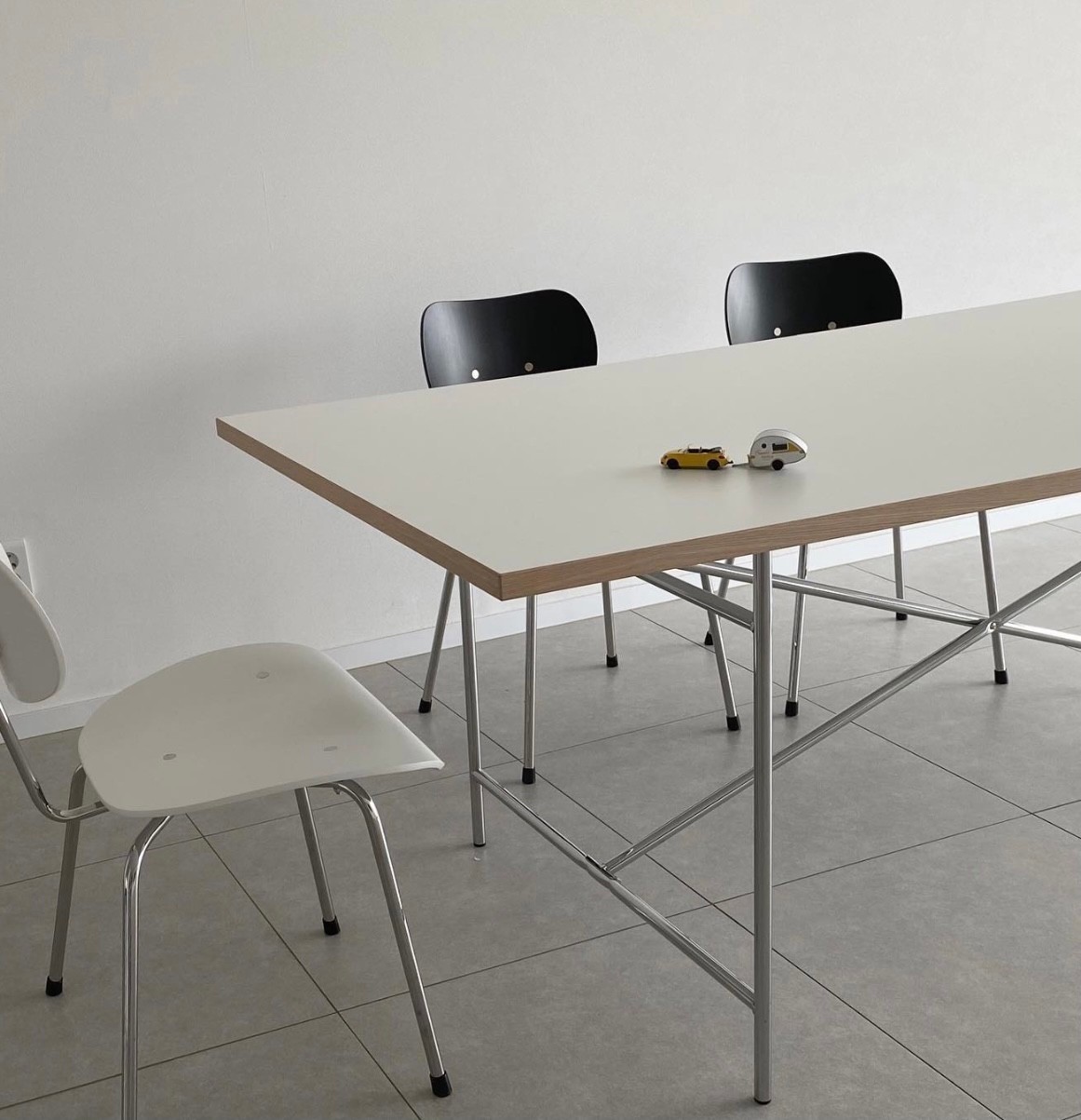 โต๊ะทำงาน รุ่นวอลเตอร์ WALTER TABLE 200x90x75H CM. - บริษัท บิ้ลท์อินไท ...