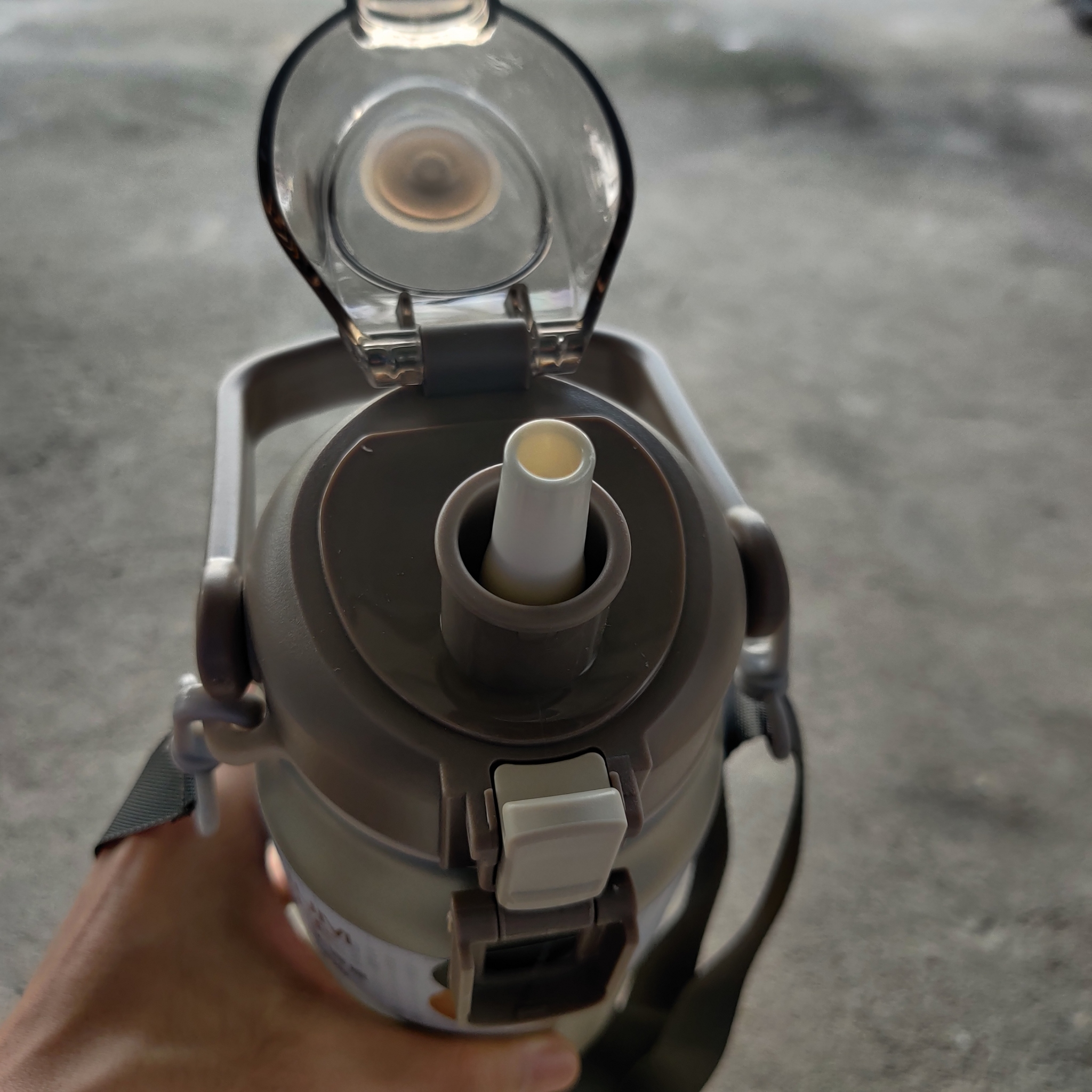 ขวดน้ำ เก็บความเย็น เก็บร้อน มีสายสะพายและหลอด MOTTO สีน้ำตาล สแตนเลส ...